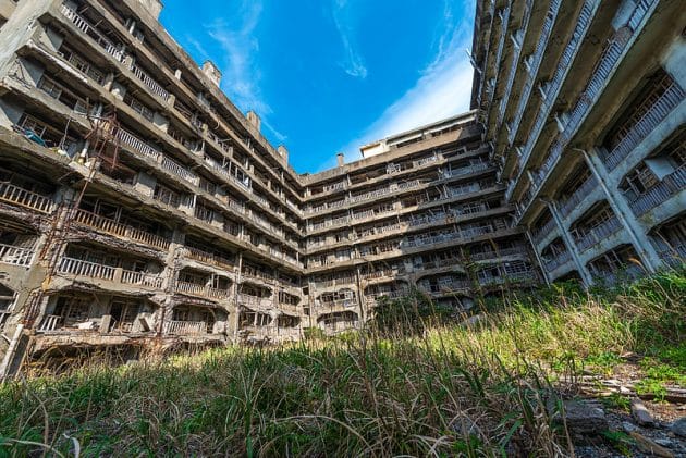 La mystérieuse ville fantôme sur l'île d'Hashima au Japon