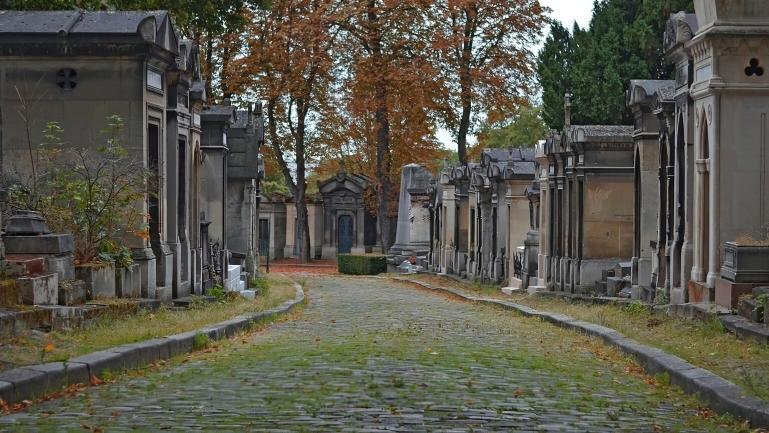 Visiter le cimetière du Père-Lachaise à Paris : billets, tarifs, horaires