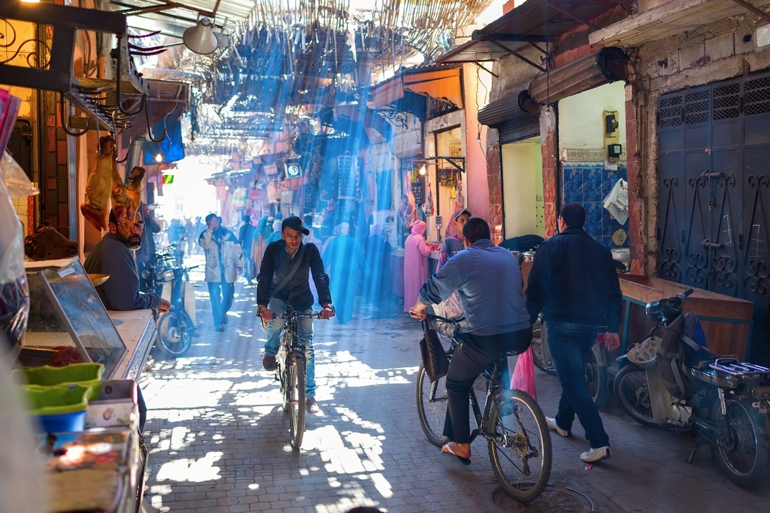 Visiter les souks de Marrakech : promenade au cœur des plus beaux ...