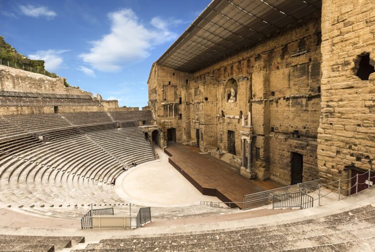Dans quel quartier loger à Orange