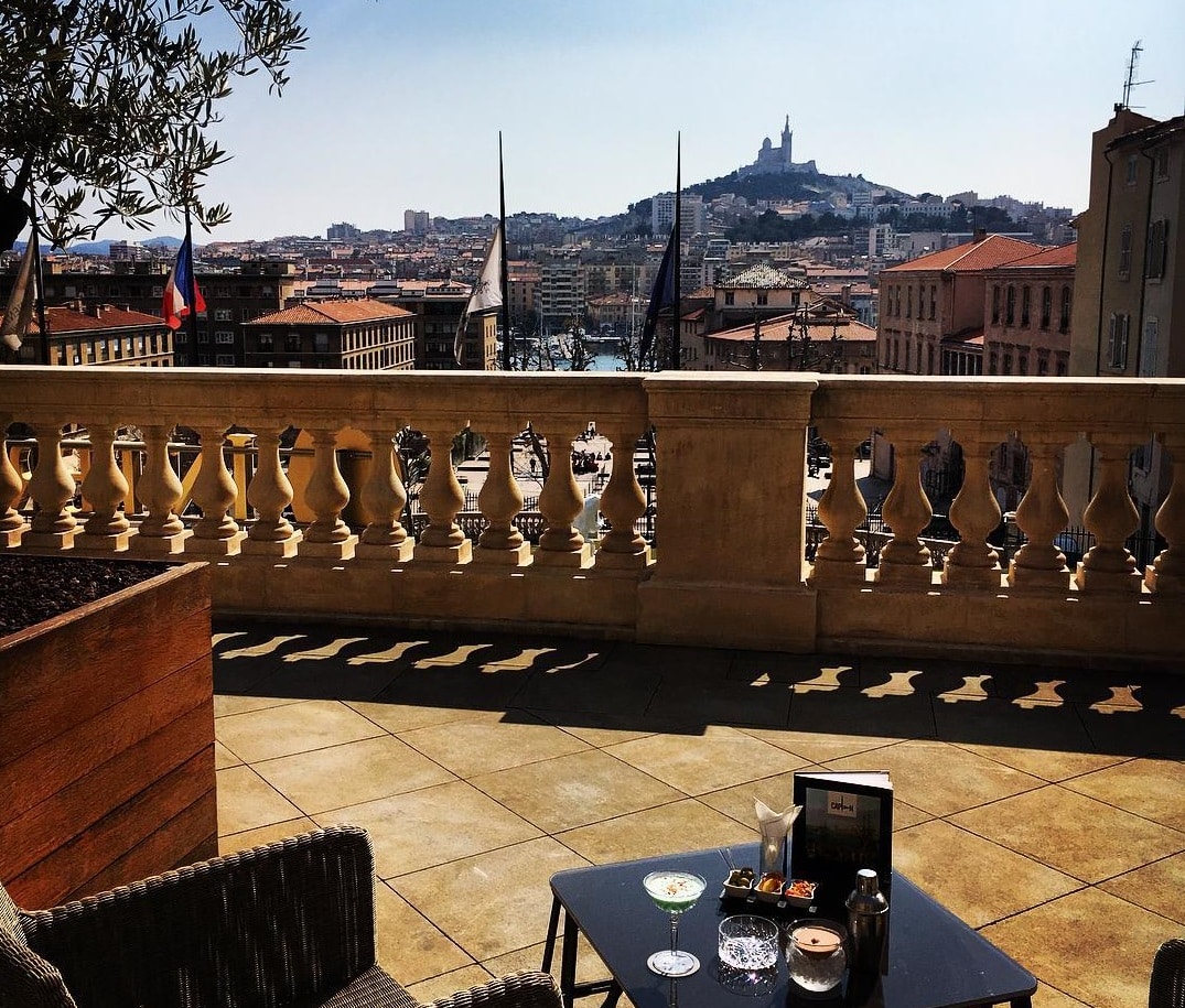Les 9 meilleurs rooftops où boire un verre à Marseille