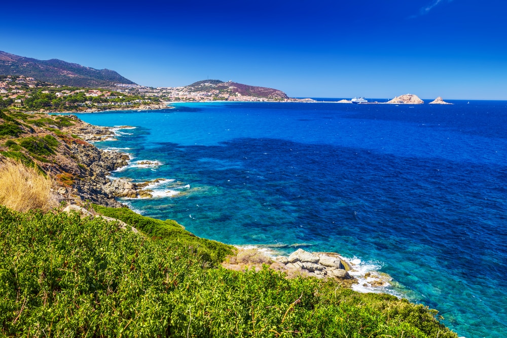 Location de bateau à L’Île Rousse : comment faire et où