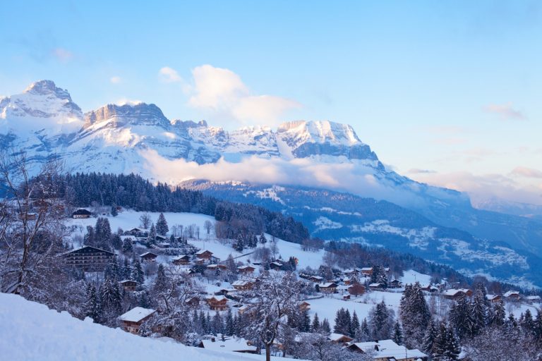 13 stations de ski proches de Paris