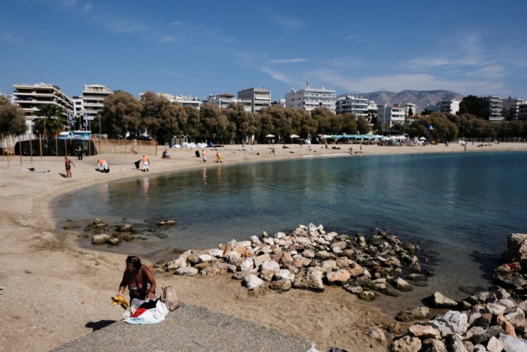 Les 8 plus belles plages autour d’Athènes · Generation Voyage Les 8 plus belles plages autour d’Athènes · Generation Voyage