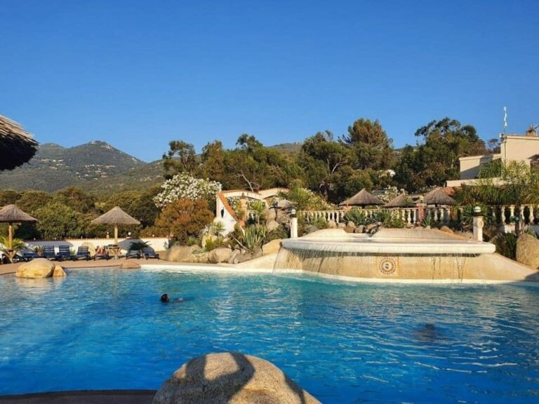 Les 9 meilleurs campings en bord de mer en Corse