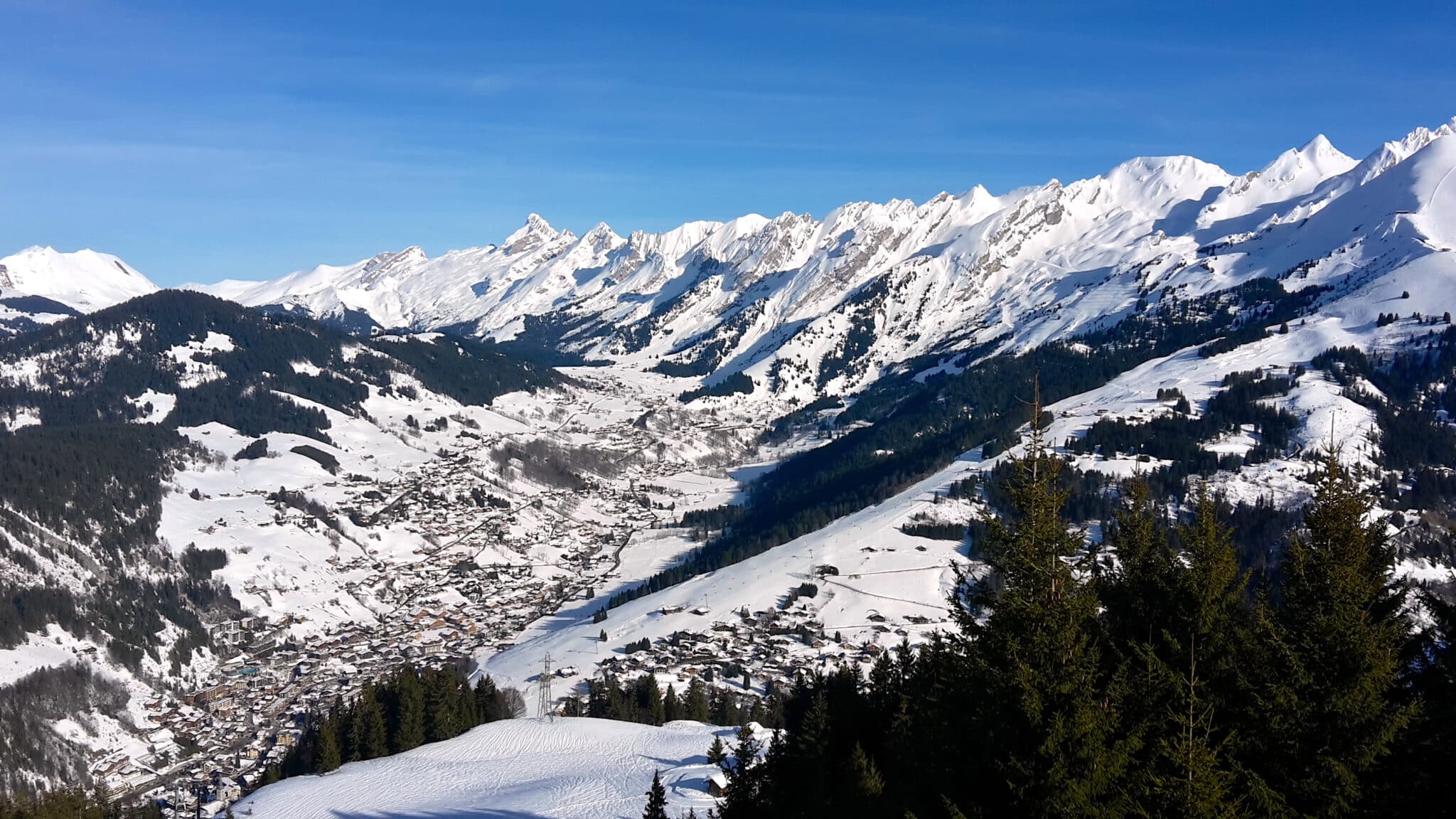 Les 4 meilleures randonnées en raquettes à La Clusaz