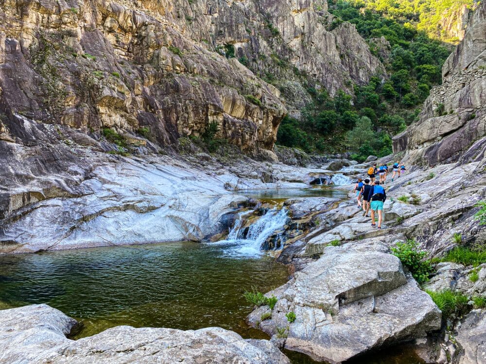 10 endroits où faire du canyoning en Auvergne