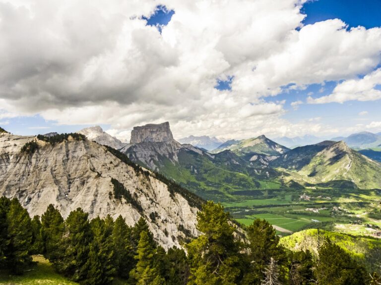 Tourisme Auvergne-Rhône-Alpes : vivez des expériences uniques en 2025