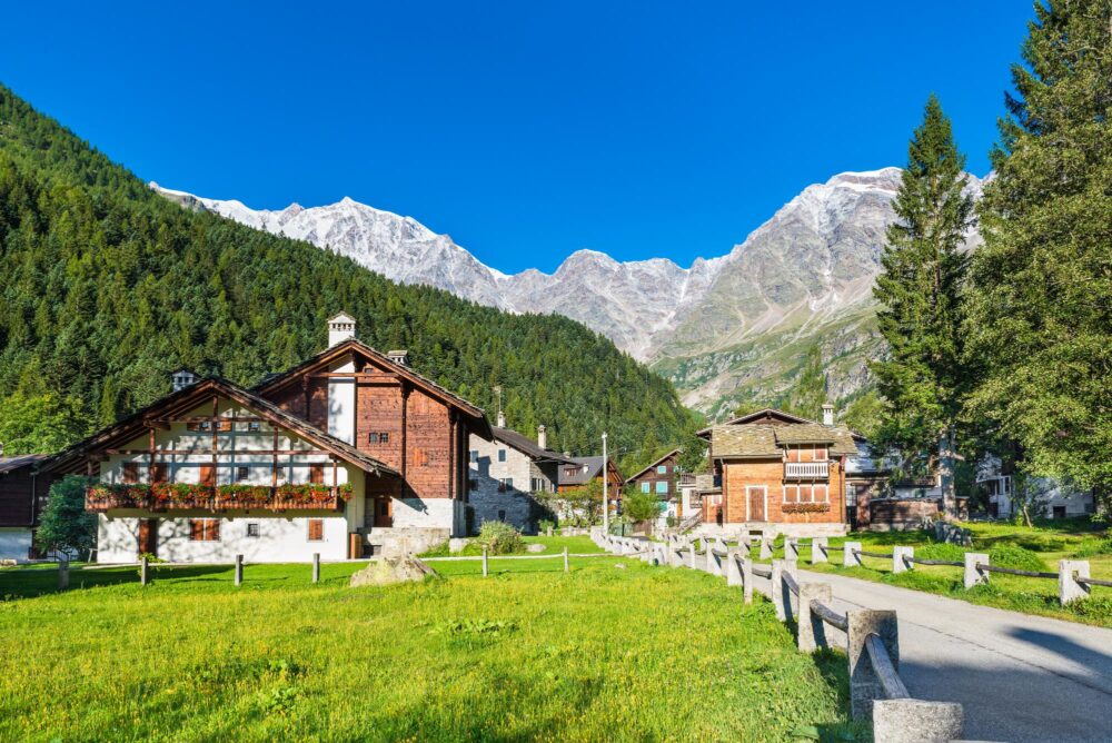 12 villages de montagne à visiter en Italie