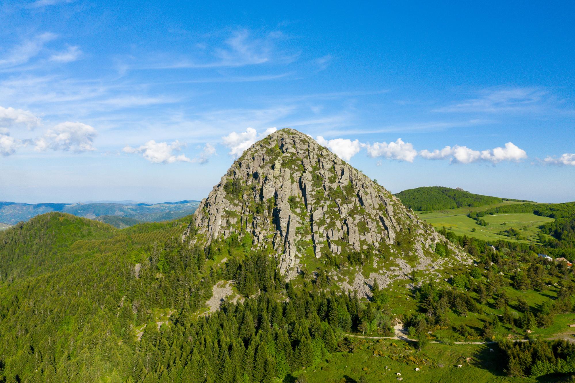 Les 10 plus belles randonnées de montagnes en Auvergne-Rhône-Alpes