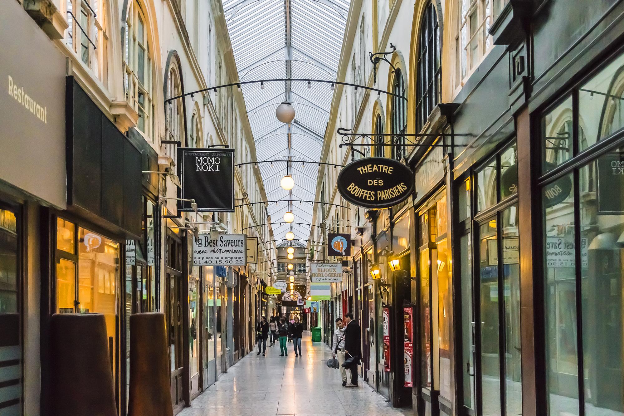 Les 8 passages couverts secrets de Paris à explorer