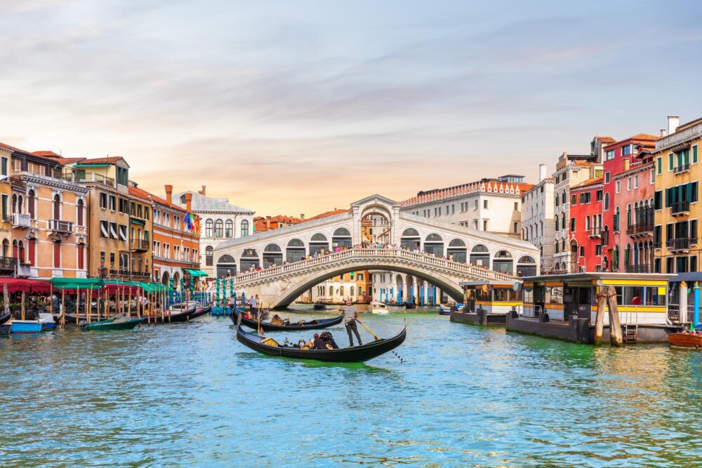 Les 8 Ponts Historiques De Venise à Traverser