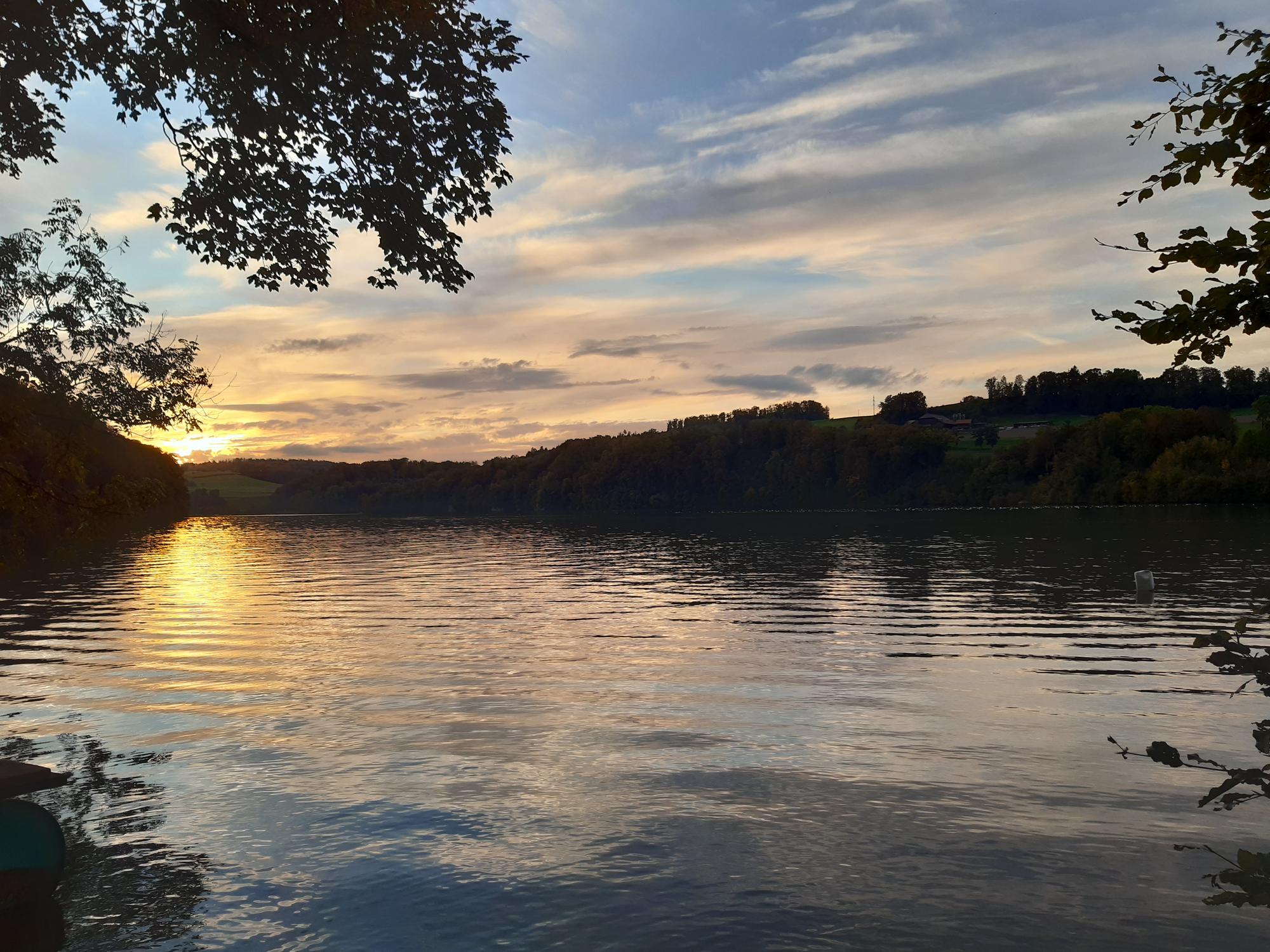 Les 7 périples en bateau pour découvrir le charme des lacs suisses