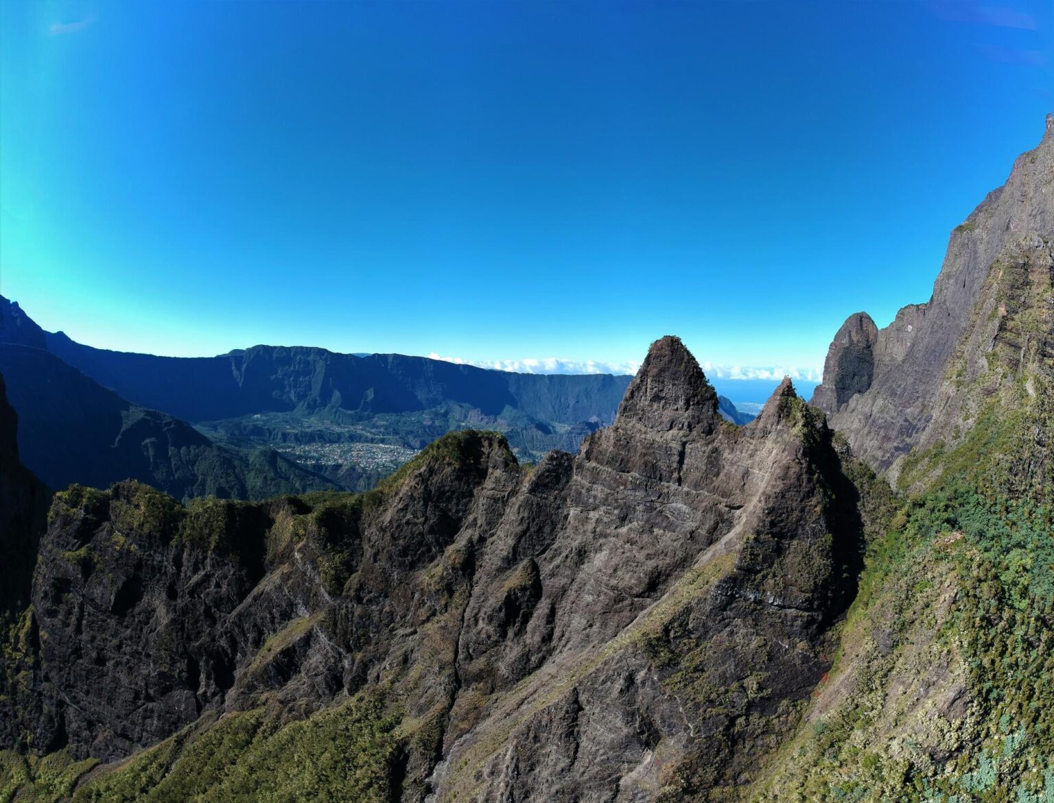 Les 6 randonnées incontournables à faire autour des volcans de la Réunion