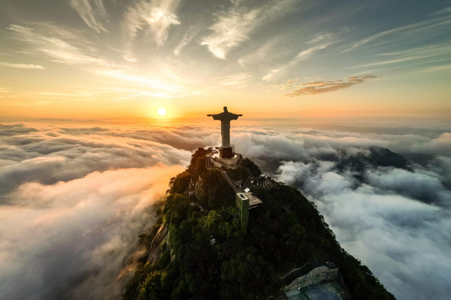 Découvrez pourquoi la statue du Christ Rédempteur a été érigée à Rio ...