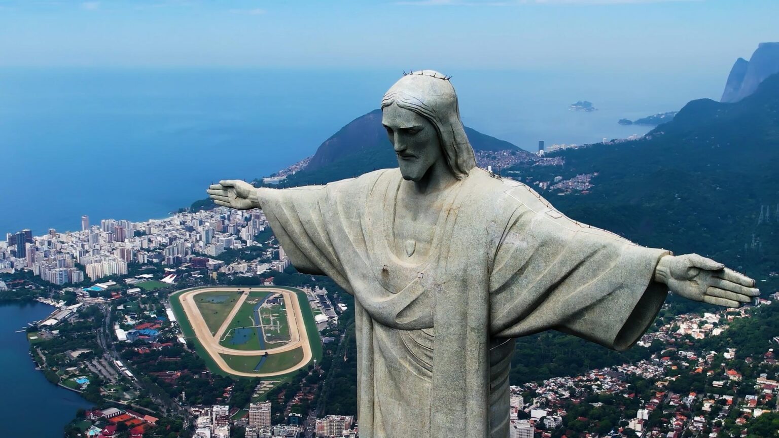 Découvrez pourquoi la statue du Christ Rédempteur a été érigée à Rio ...